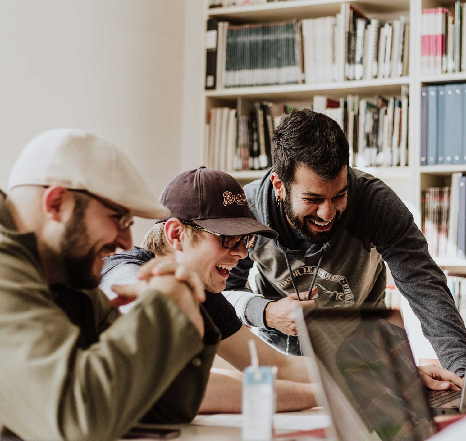 Hello Talk APP for English - EverythingLearner.com